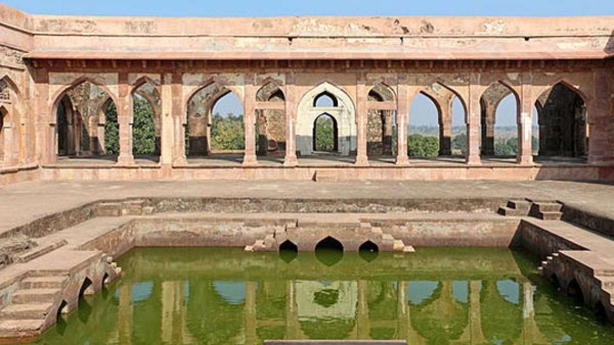Mandu, Doorway to History - Nativeplanet