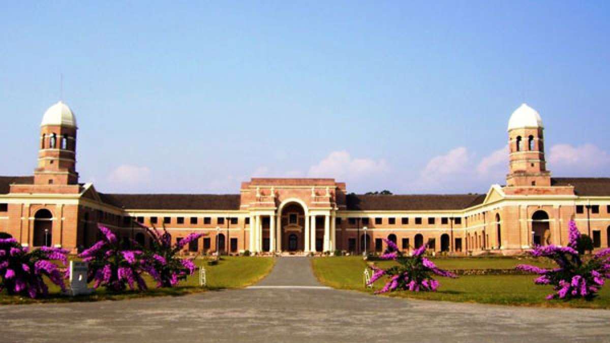 Dehradun - At the Foothills of the Himalayas - Nativeplanet