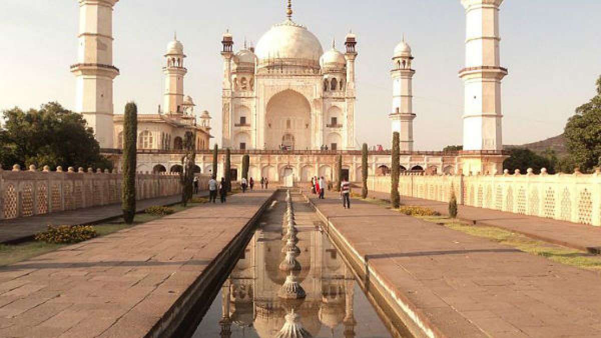 Travel to the Mini Taj Mahal of India! - Nativeplanet