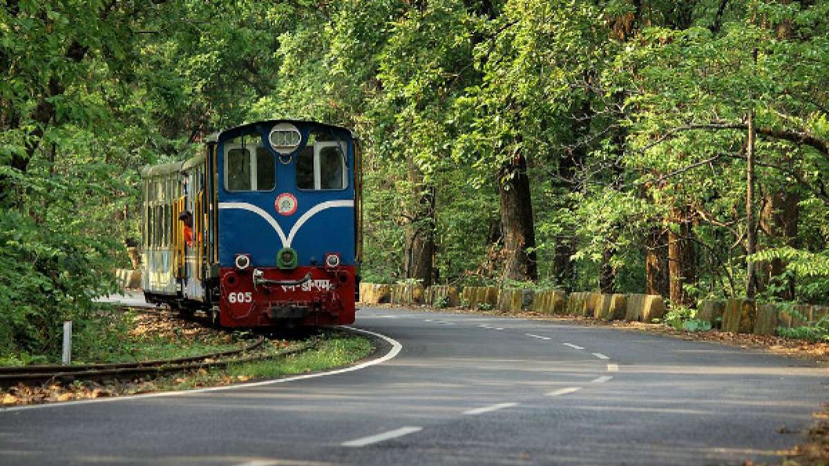 The Darjeeling Himalayan Railway – A Jolly Ride Worth Experiencing ...