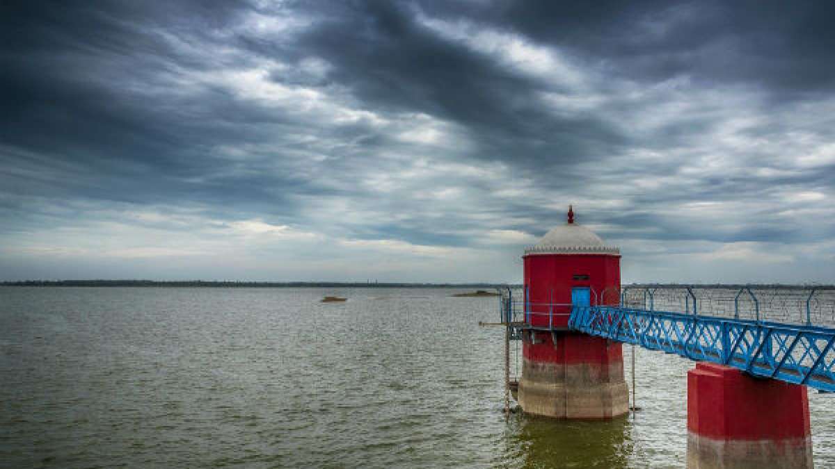 Famous Reservoir Lakes In Tamil Nadu | Natural Places To Visit In Tamil ...