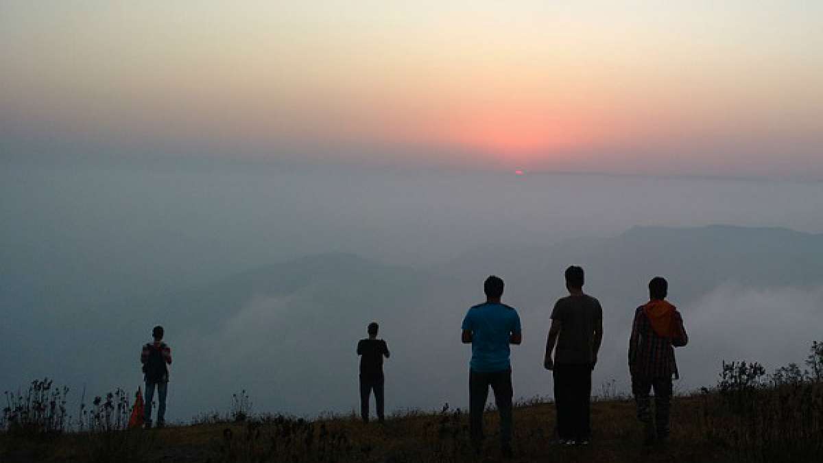 Manikgad Fort Near Mumbai Travel Guide, Attractions And How To Reach ...