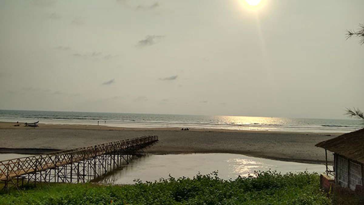 Mandrem In Goa, How To Reach And Tourist Attractions Of Mandrem ...