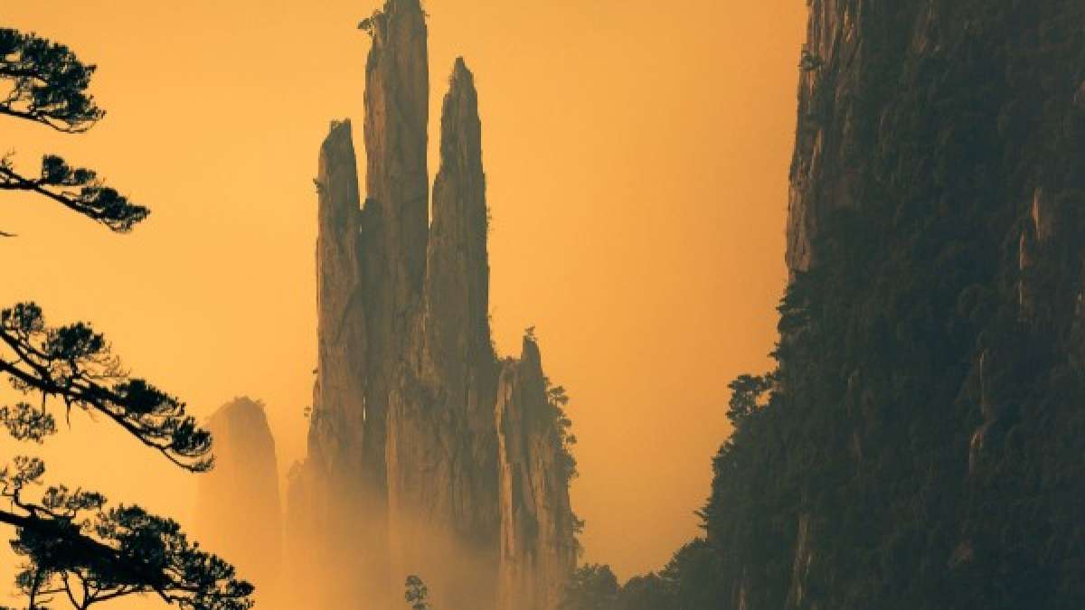 Yellow Mountains Location History Facts China - Nativeplanet