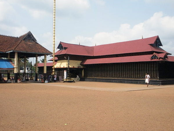 The Town of Festivities, Adoor - Nativeplanet