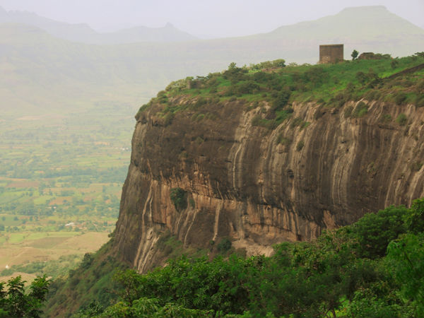 Best Destinations For Trekking in Maharashtra - Nativeplanet