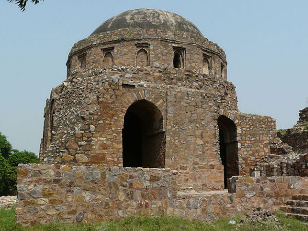 In the Path of Lesser Known Forts in Delhi - Nativeplanet