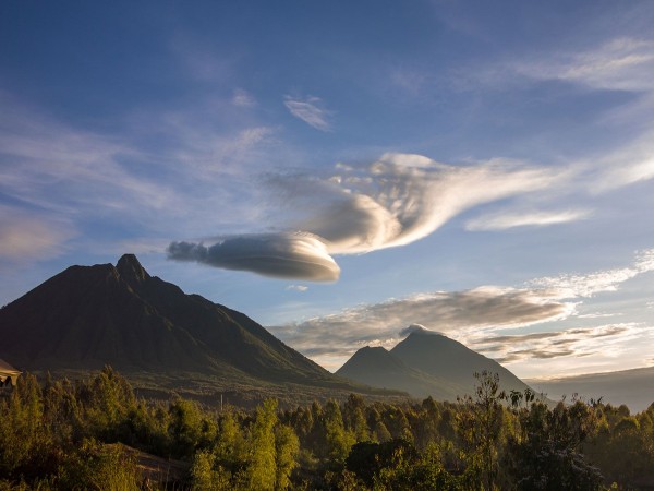 Virunga Mountains Location Facts History Uganda Rwanda Congo Africa ...