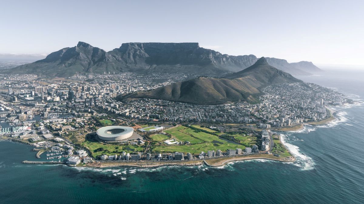Cape Town: South Africa's Alluring Blend of Beaches, Mountains, and ...