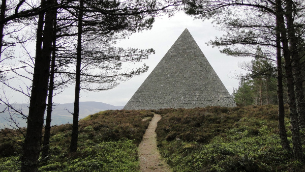 Balmoral Pyramid, Scotland- A lone pyramid in the woods - Nativeplanet