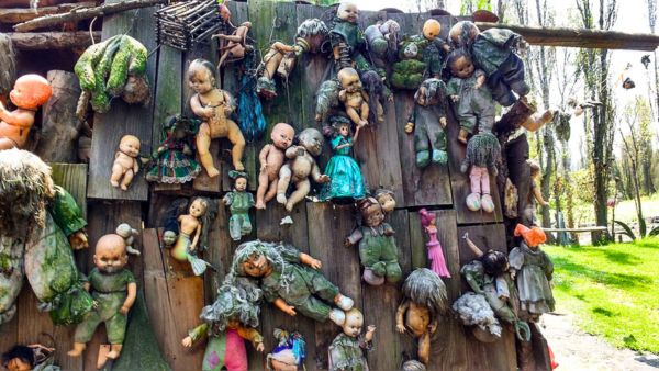 UNESCO World Heritage Site: This Island of Dolls is Not at All Cute But ...