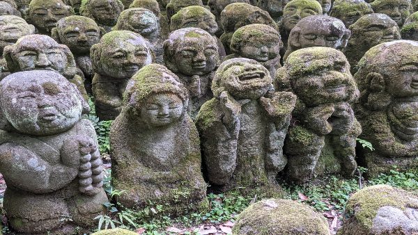 Japan's most unique and bizarre temple- Otagi Nenbutsu-ji - Nativeplanet