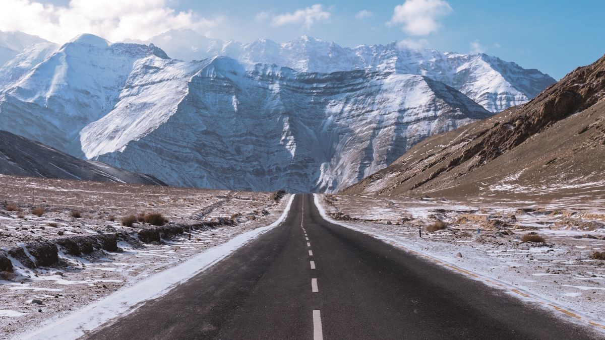 Eastern Ladakh's Likaru-Migla-Fukche Road: World's Highest Motorable ...