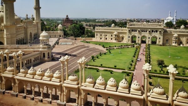 Unveiling the Mystique: Legends and Wonders of Lucknow's Bara Imambara ...