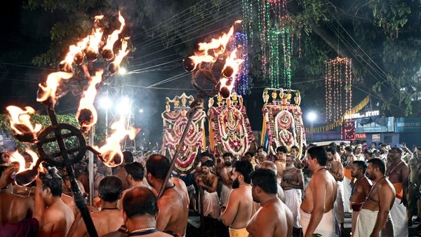 The Royal Connection: Padmanabha Swamy Temple and the Travancore ...