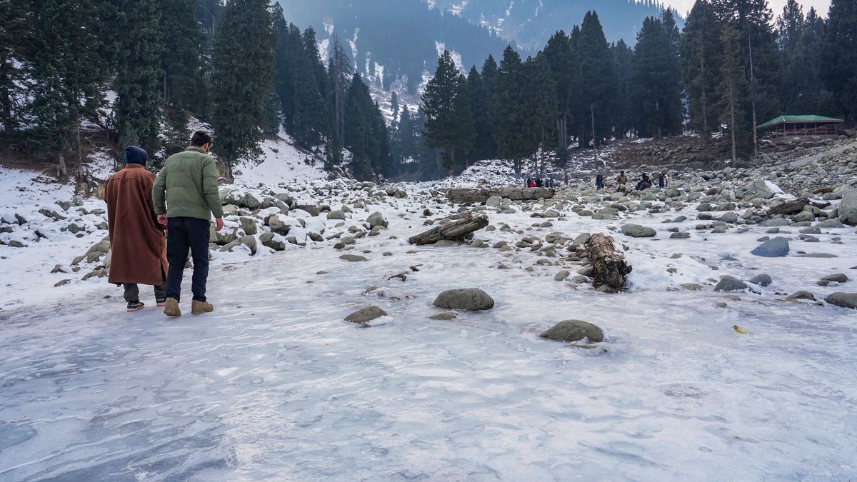 Experience the Winter: Kashmir in the Grip of Snow - Nativeplanet