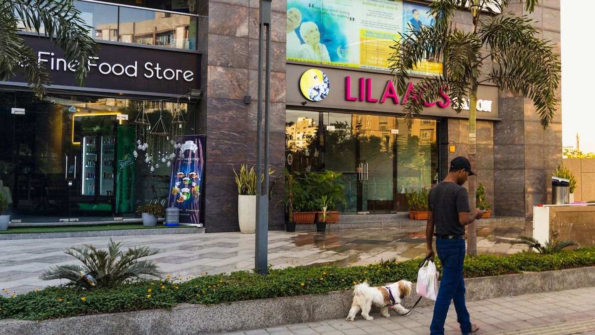 Shopping Extravaganza in Surat: A Paradise for Shopaholics - Nativeplanet