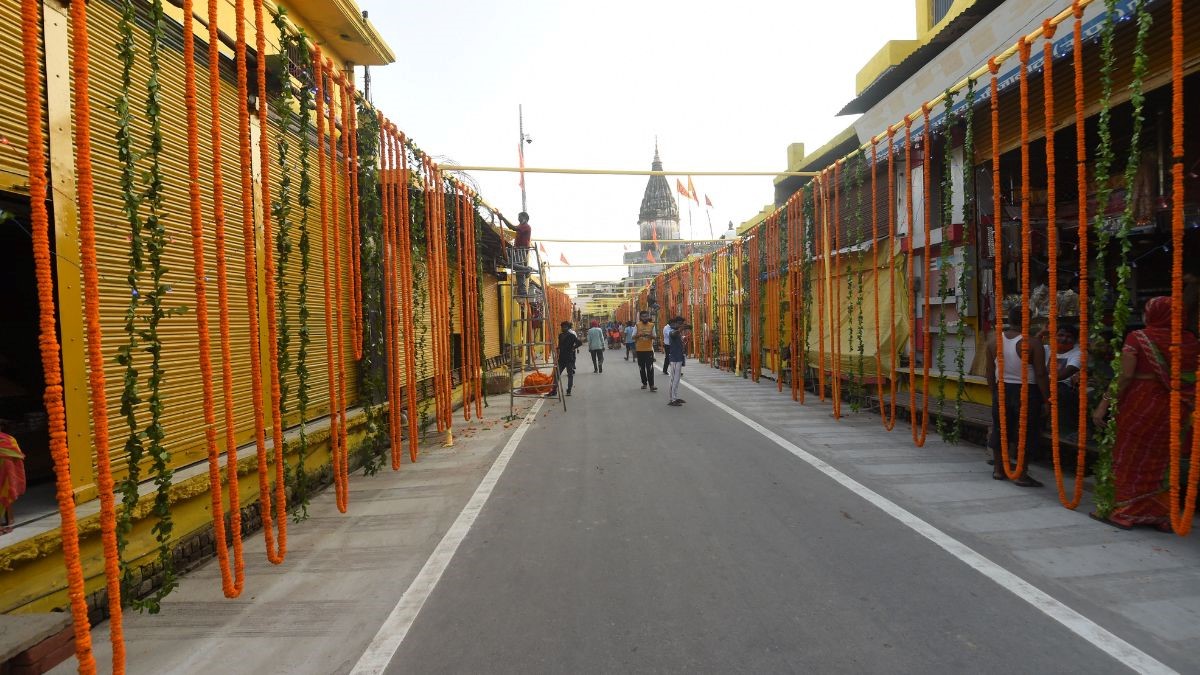 Ayodhya Shines with World's Largest Solar Street Lights, Making ...