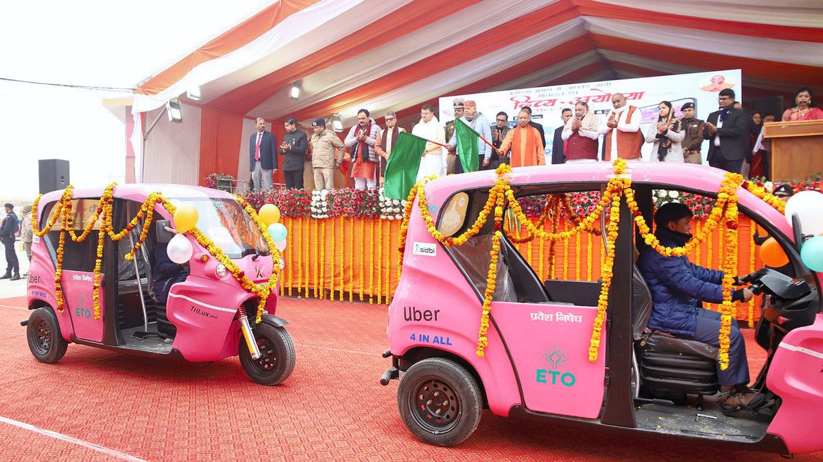 Revolutionary Pink Autos in Ayodhya: Driven by Women for Devotees ...