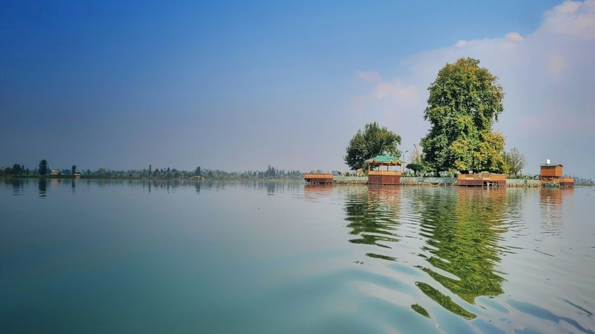 Best Lake Views To Enjoy In Gulmarg - Nativeplanet