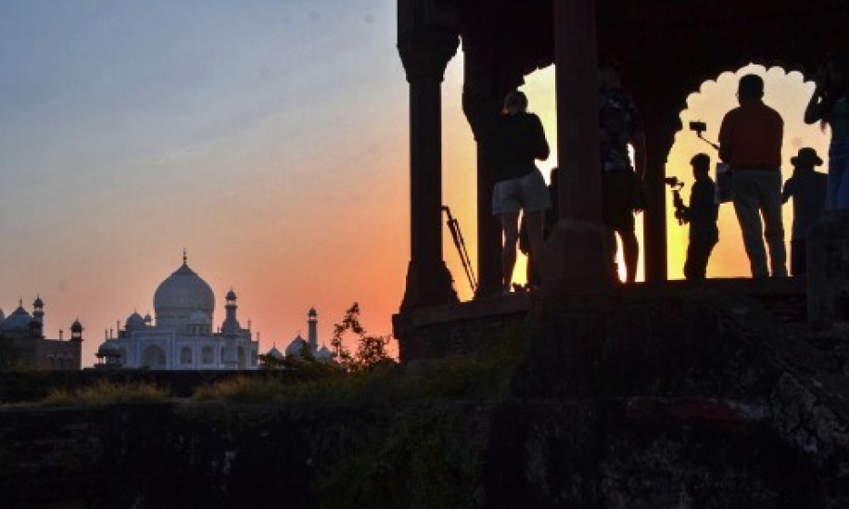 The beauty of the Taj Mahal During Sunset and Sunrise- Nativeplanet