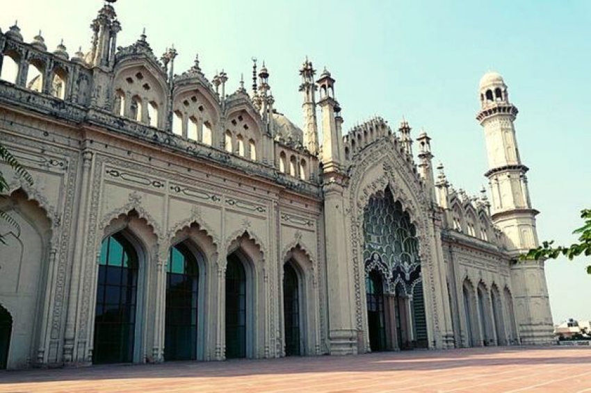 Why Should You Visit Lucknow? Explore the Architectural Marvels.