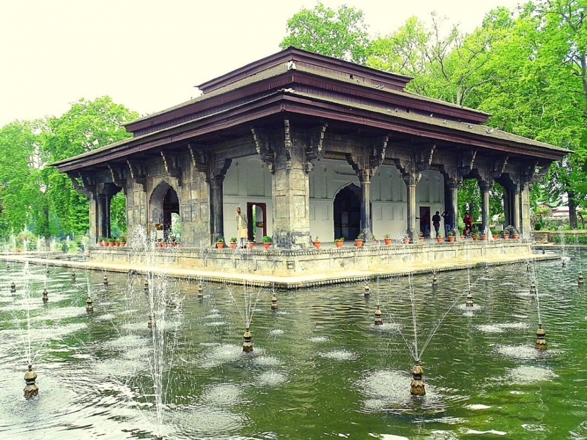 Best Summer Destination in the Kashmir Valley- Srinagar