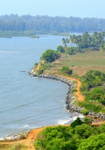 Devbagh Beach - Karwar | Devbagh Beach Photos, Sightseeing -NativePlanet