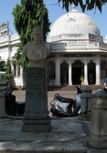 Places to Visit in Rajkot: Tourist Places in Rajkot, Rajkot Tourism ...