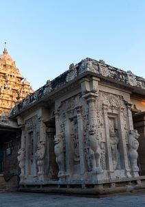 Places to Visit in Theni: Tourist Places in Theni, Theni Tourism, Best ...