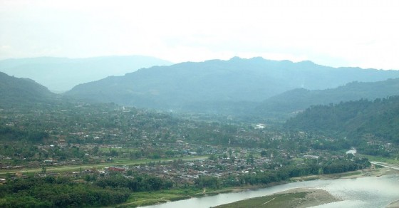 Along Photos, Pictures of Famous Tourist Places and Attractions ...