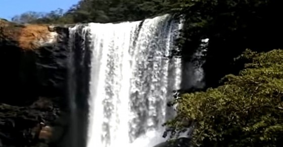 Vajrapoha Waterfalls Photos-NativePlanet