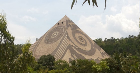 Pyramid Valley - Bangalore | Pyramid Valley Photos, Sightseeing ...