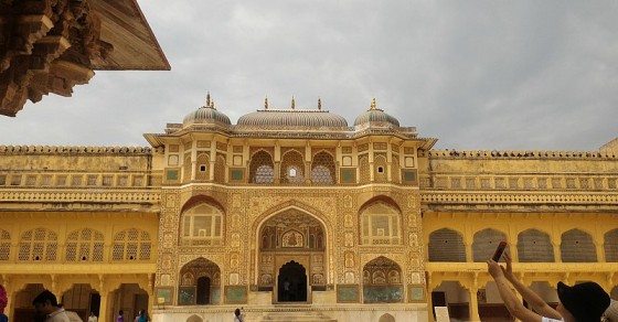 Sheesh Mahal - Jaipur | Sheesh Mahal Photos, Sightseeing -NativePlanet