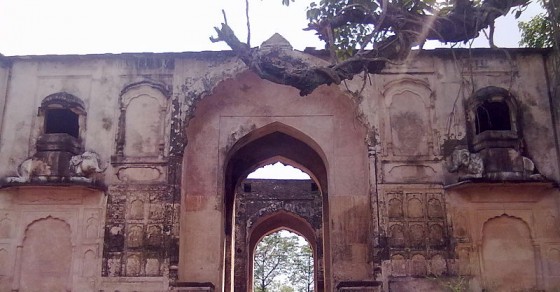 Sujanpur Fort - Kullu | Sujanpur Fort Photos, Sightseeing -NativePlanet