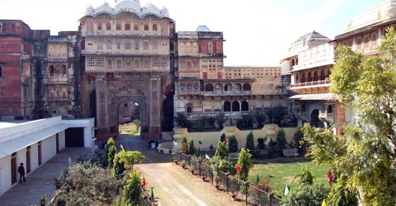 City Palace - Karauli | City Palace Photos, Sightseeing -NativePlanet