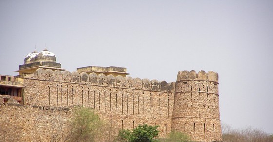 Ramathra Fort - Karauli | Ramathra Fort Photos, Sightseeing -NativePlanet