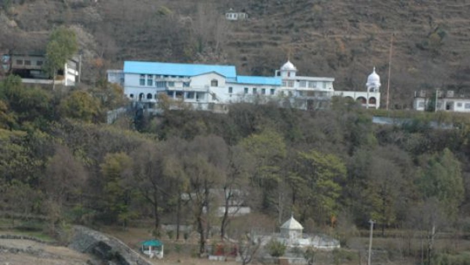 Gurdwara Nangali Sahib - Poonch | Gurdwara Nangali Sahib Photos ...