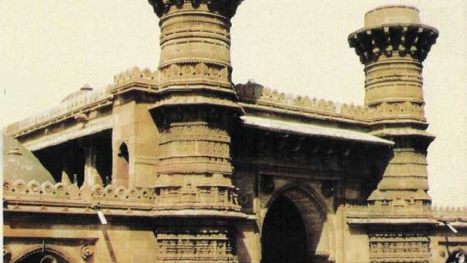 Jhulta Minara - Ahmedabad | Jhulta Minara Photos, Sightseeing -NativePlanet