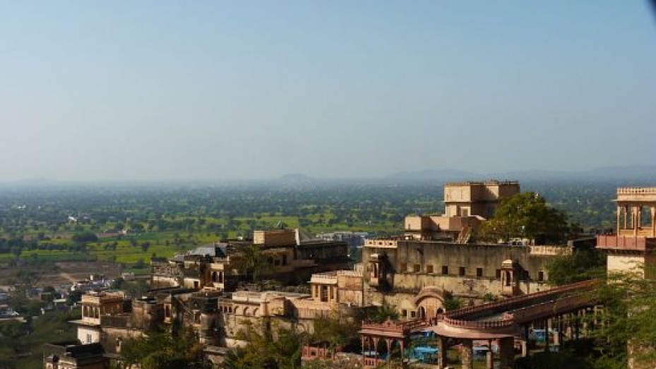 Neemrana Hill Fort - Kesroli | Neemrana Hill Fort Photos, Sightseeing ...