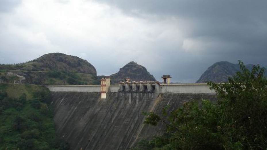Cheruthoni Dam - Idukki | Cheruthoni Dam Photos, Sightseeing -NativePlanet