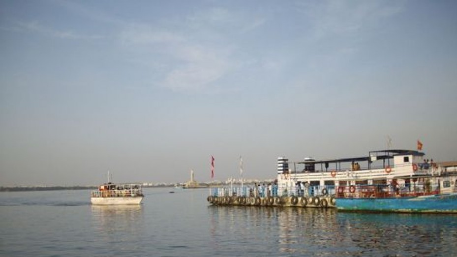 Hussain Sagar Lake Photos-NativePlanet