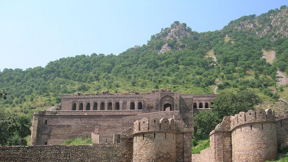 Bhangarh Fort - Sariska | Bhangarh Fort Photos, Sightseeing -NativePlanet