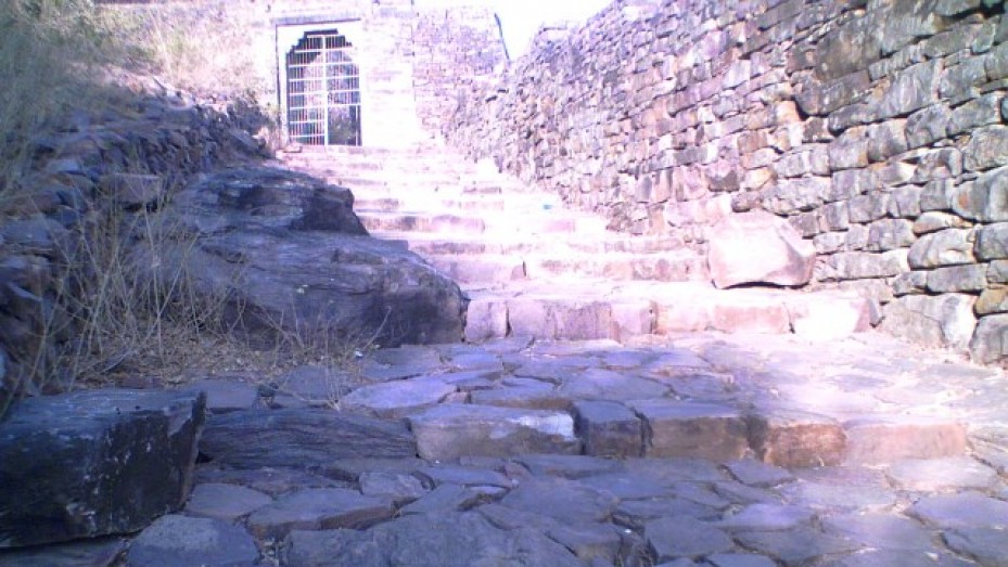 Raisen Photos, Pictures of Famous Tourist Places and Attractions ...