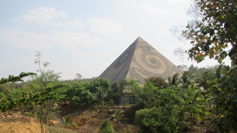 Pyramid Valley Photos-NativePlanet