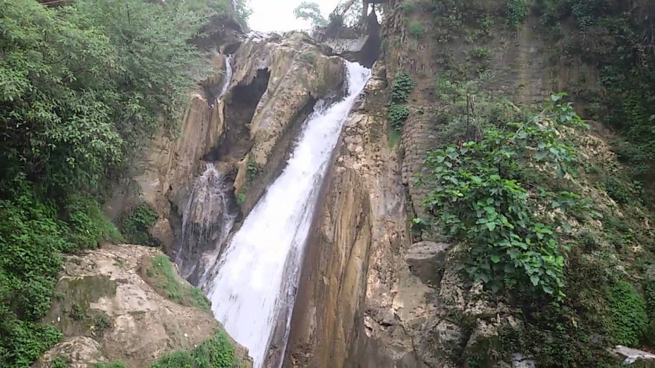 Bhatta Falls - Mussoorie | Bhatta Falls Photos, Sightseeing -NativePlanet