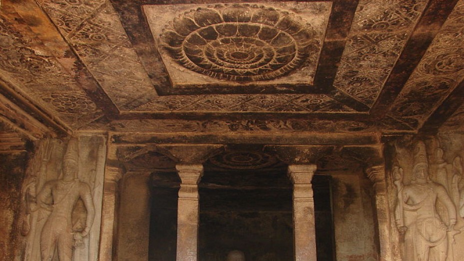 Ravana Phadi Cave Temple Photos-NativePlanet