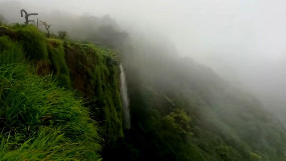 Tilari Waterfalls - Belgaum | Tilari Waterfalls Photos, Sightseeing ...