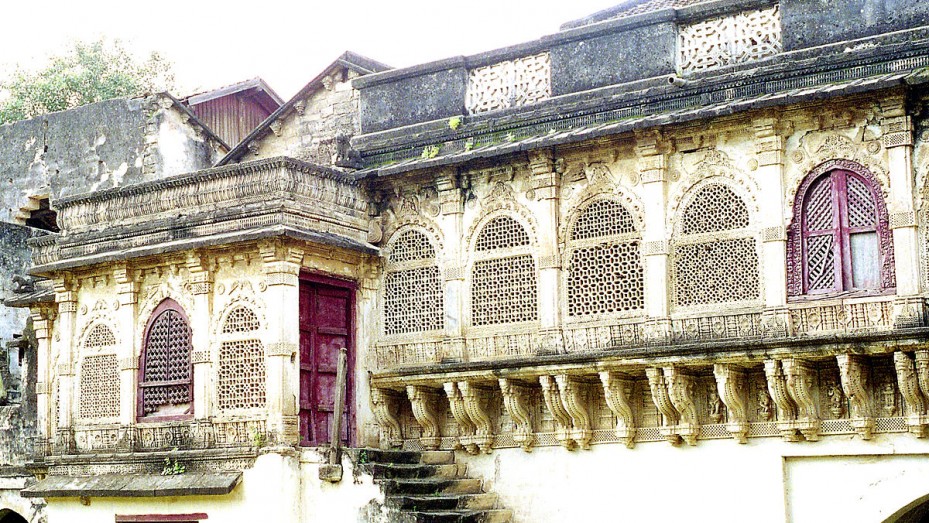 Navlakha Palace - Gondal | Navlakha Palace Photos, Sightseeing ...