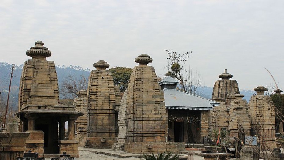 Places to Visit in Kausani: Tourist Places in Kausani, Kausani Tourism ...